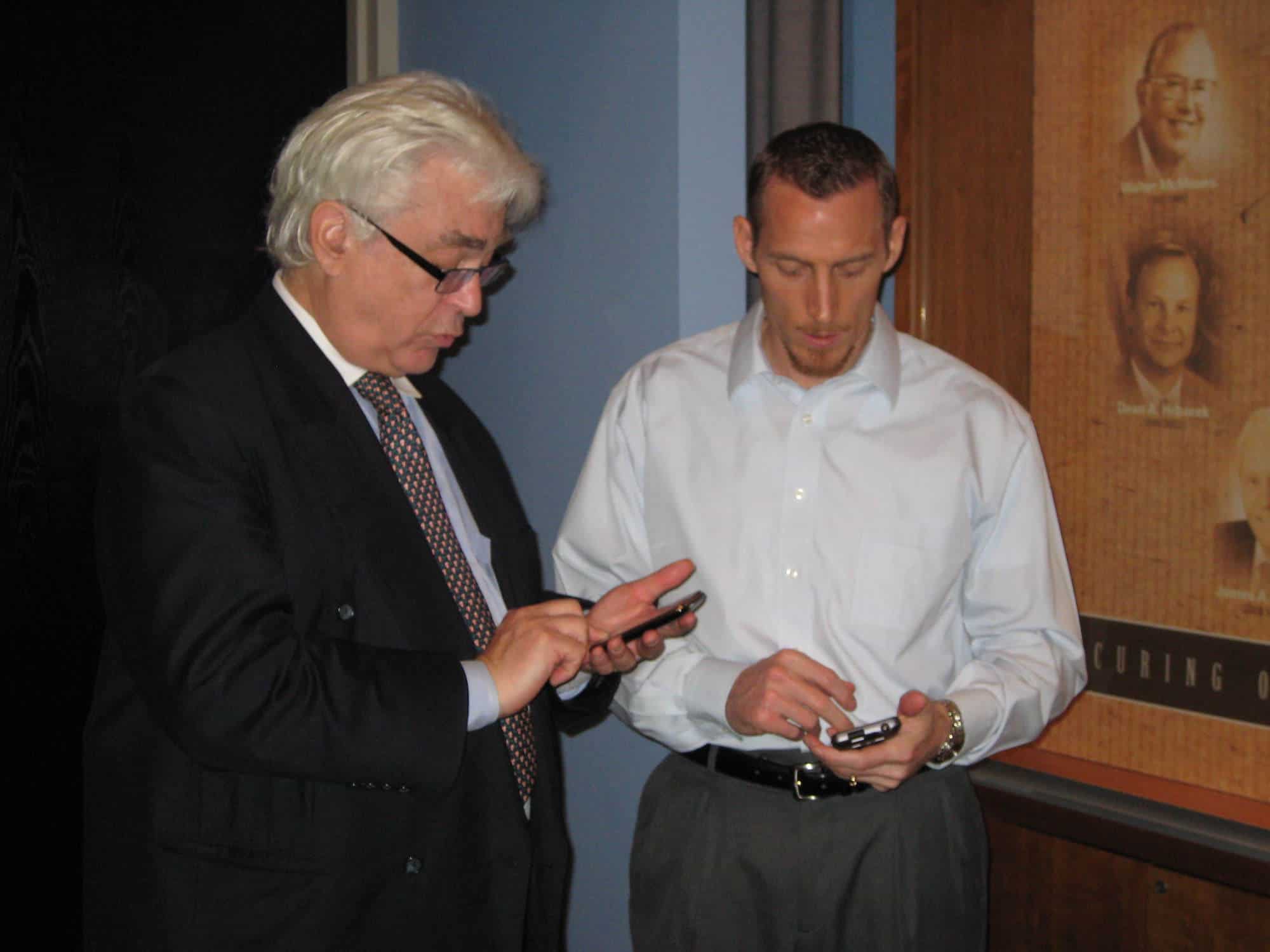 Dr. Russell Jaffe Speaks at Gluten Free Society Meeting - Gluten Free ...